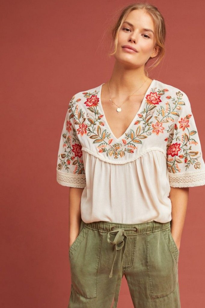 How To Style Embroidered Blouses - Stylish Outfit Ideas 2020