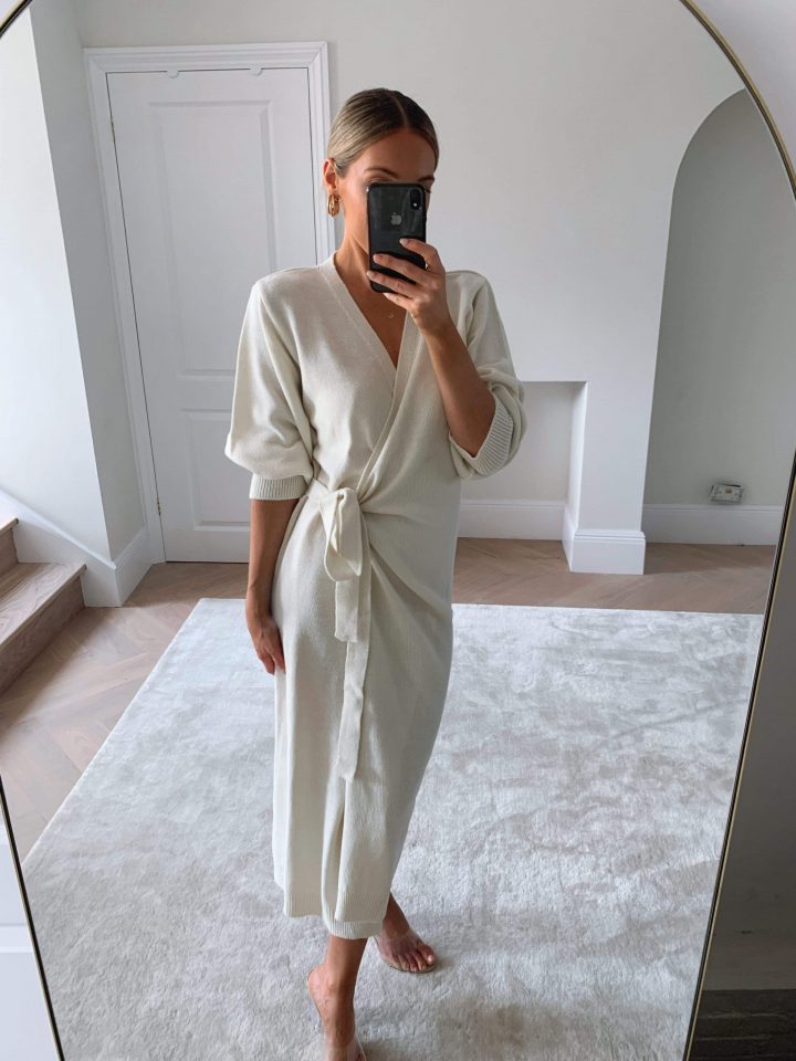 Elegant But Comfiest Casual Friday Work Outfits To Try Now