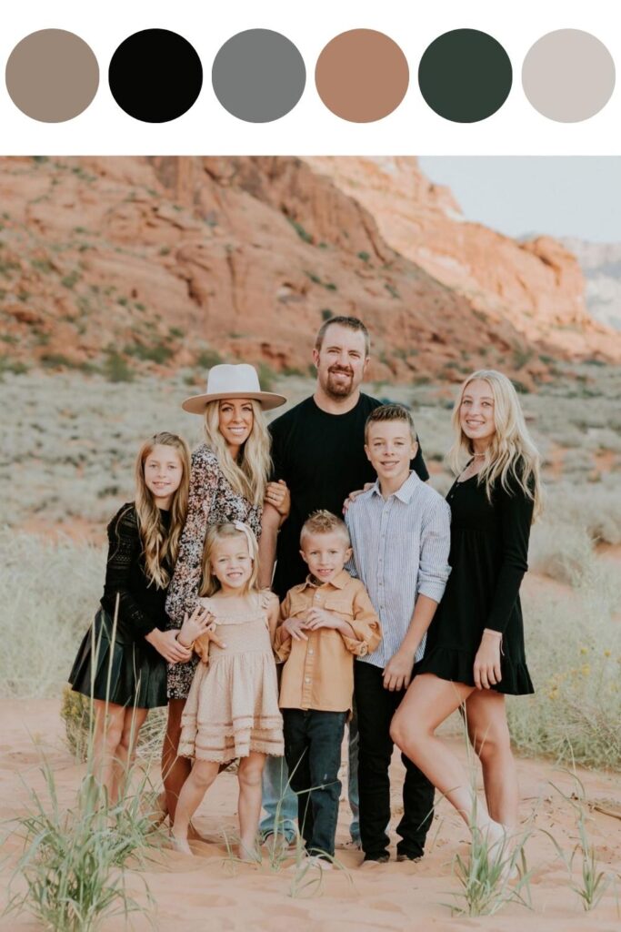 Fall Family Pictures Outfits - Color Palettes For Photoshoot