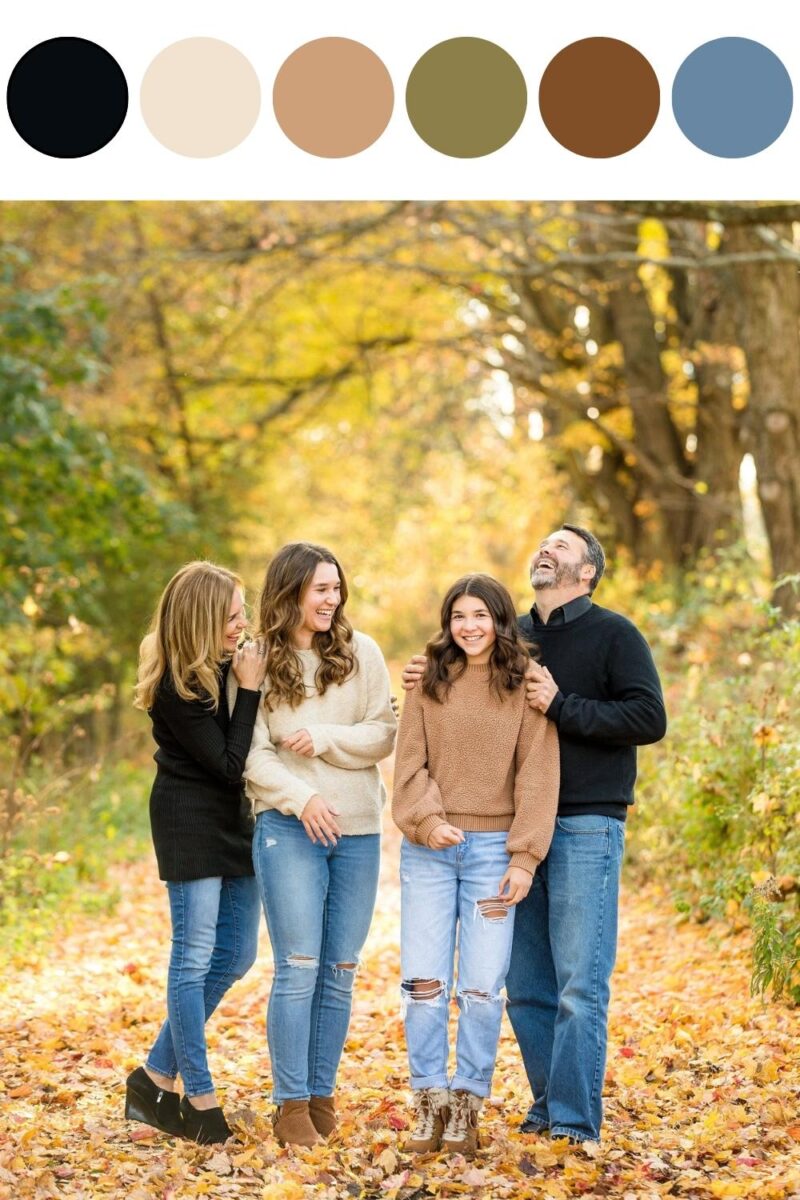 Fall Family Pictures Outfits - Color Palettes For Photoshoot