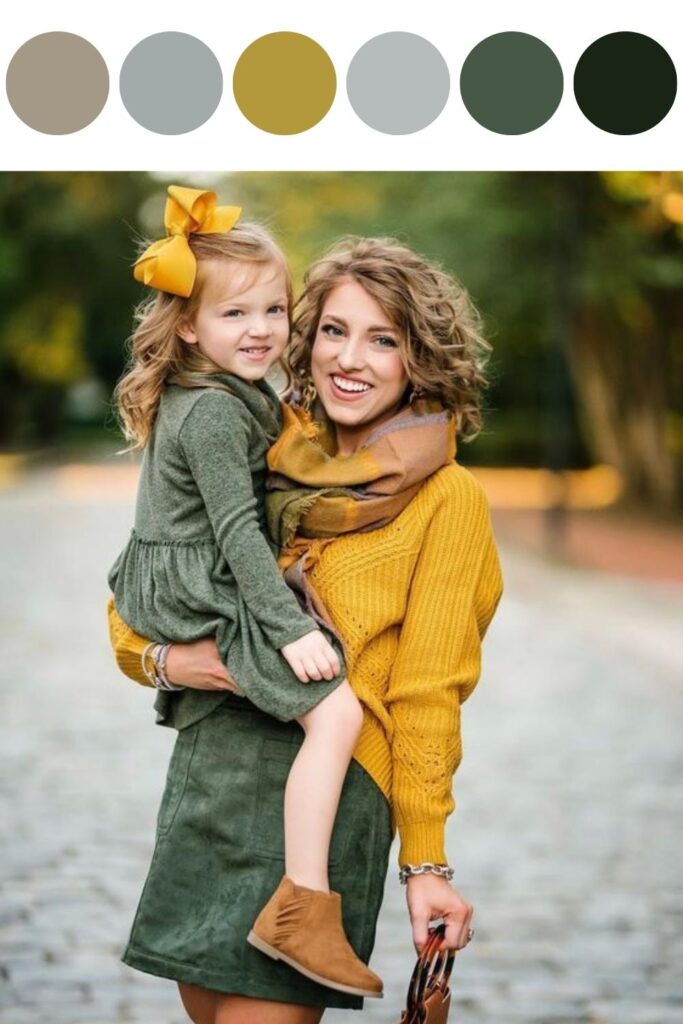 Fall Family Pictures Outfits - Color Palettes For Photoshoot
